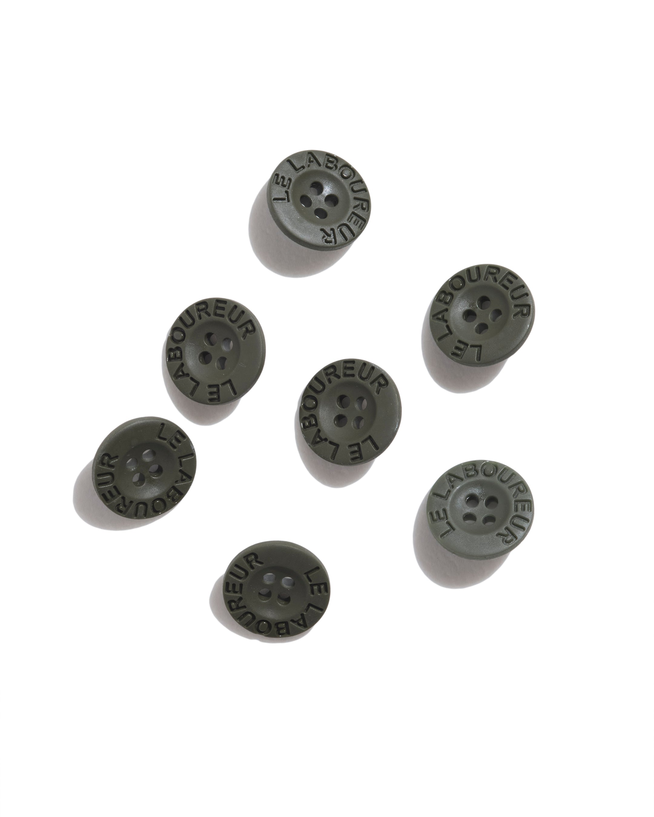 Set of 7 14mm plastic buttons – La Blouse de Lyon